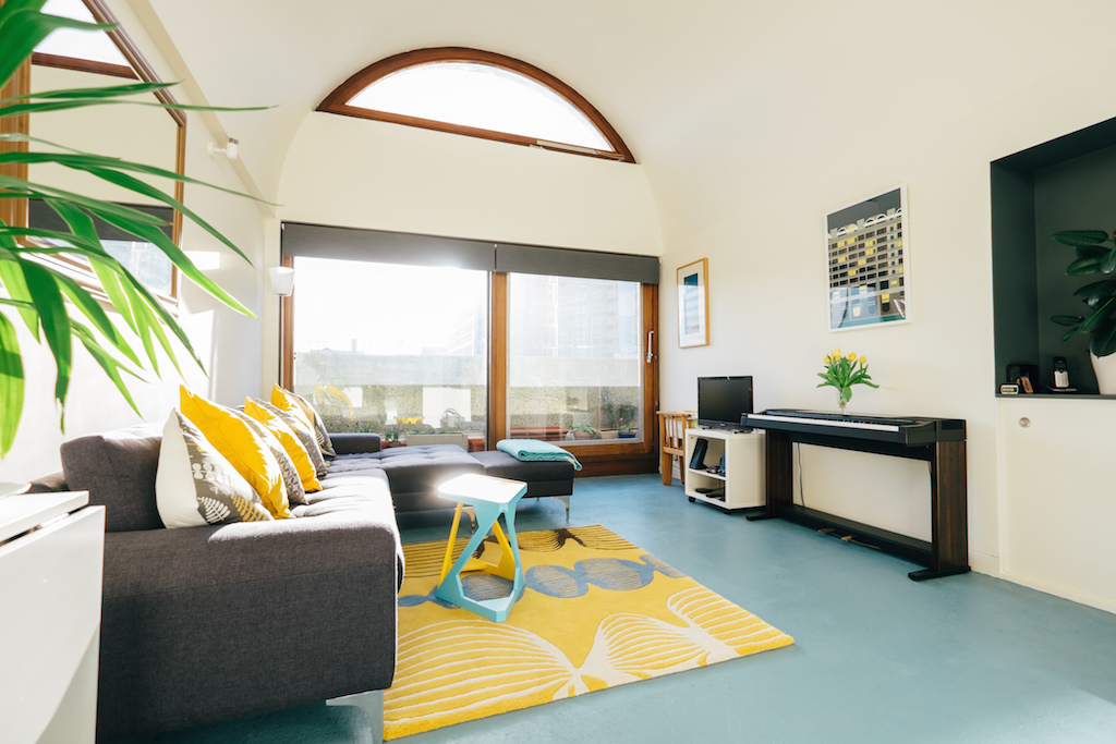 Photographs of the interiors of the iconic Barbican modernist estate in ...